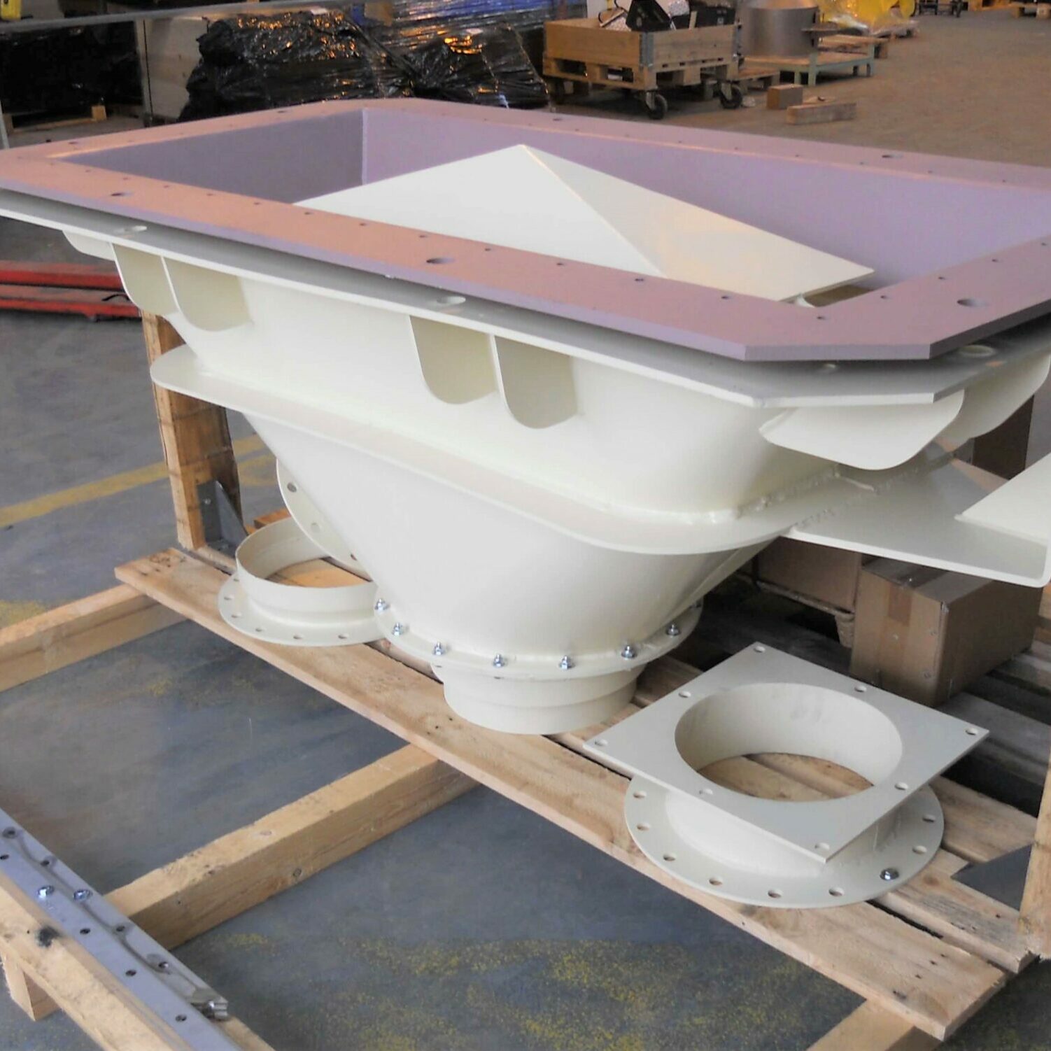 Equipment for bulk handling of products contained in silo, big bag or bag